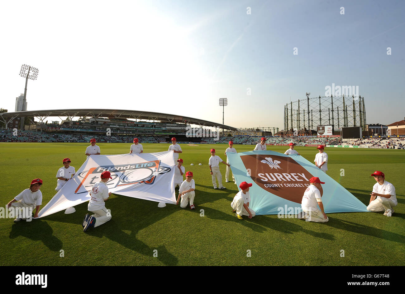 Cricket banners hi-res stock photography and images - Alamy