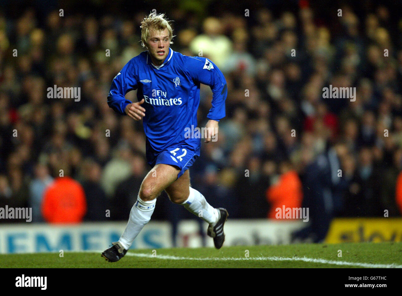 Football action f l full length eidur gudjohansen hi-res stock ...