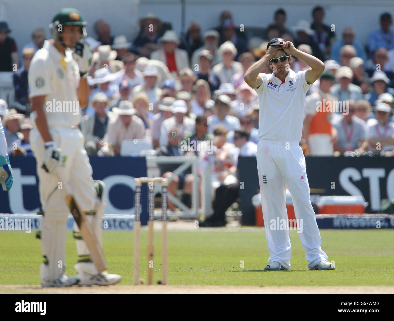 England captain Alastair Cook shows his frustration as Australia ...