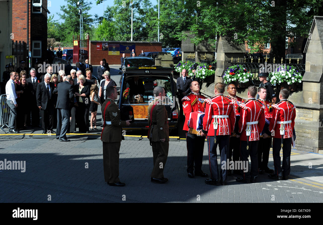 News Funeral Woolwich High Resolution Stock Photography and Images - Alamy