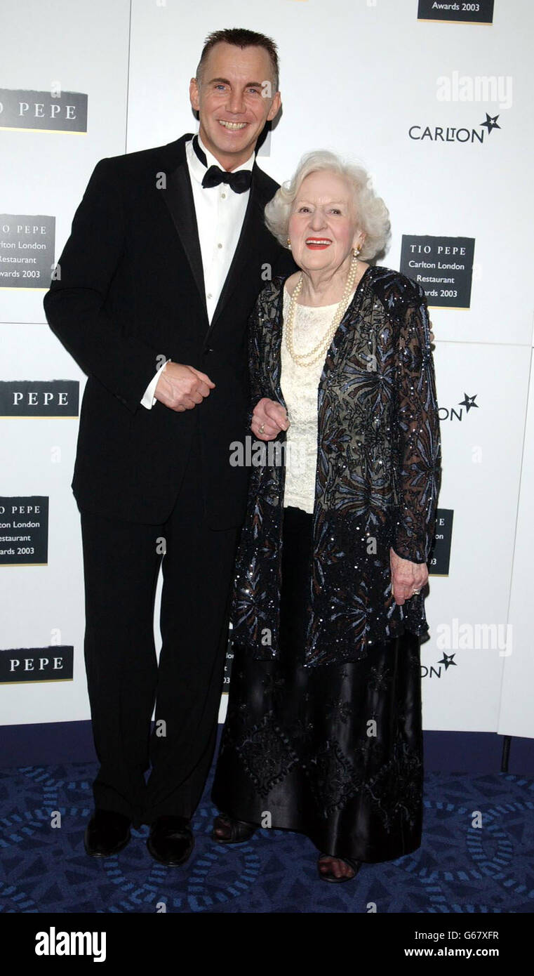 Celebrity chef Gary Rhodes arrives for the Tio Pepe/Carlton London ...