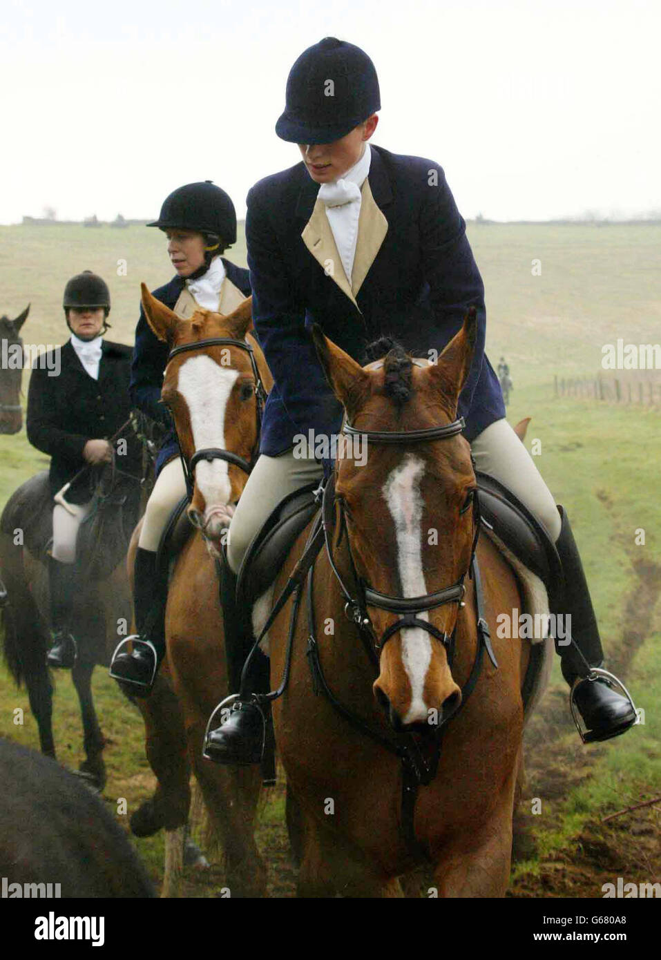 ZARA PHILLIPS FOX HUNTING Stock Photo - Alamy