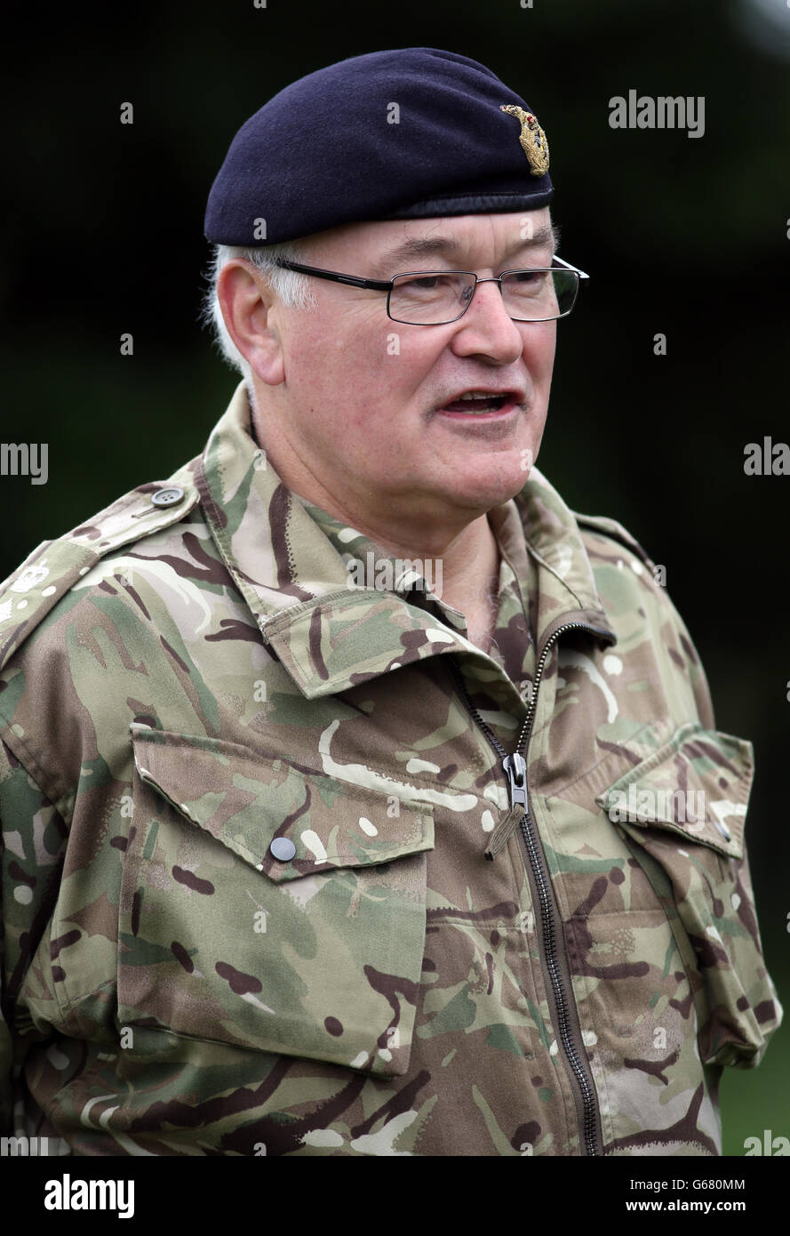 Army chief staff general peter hi-res stock photography and images - Alamy