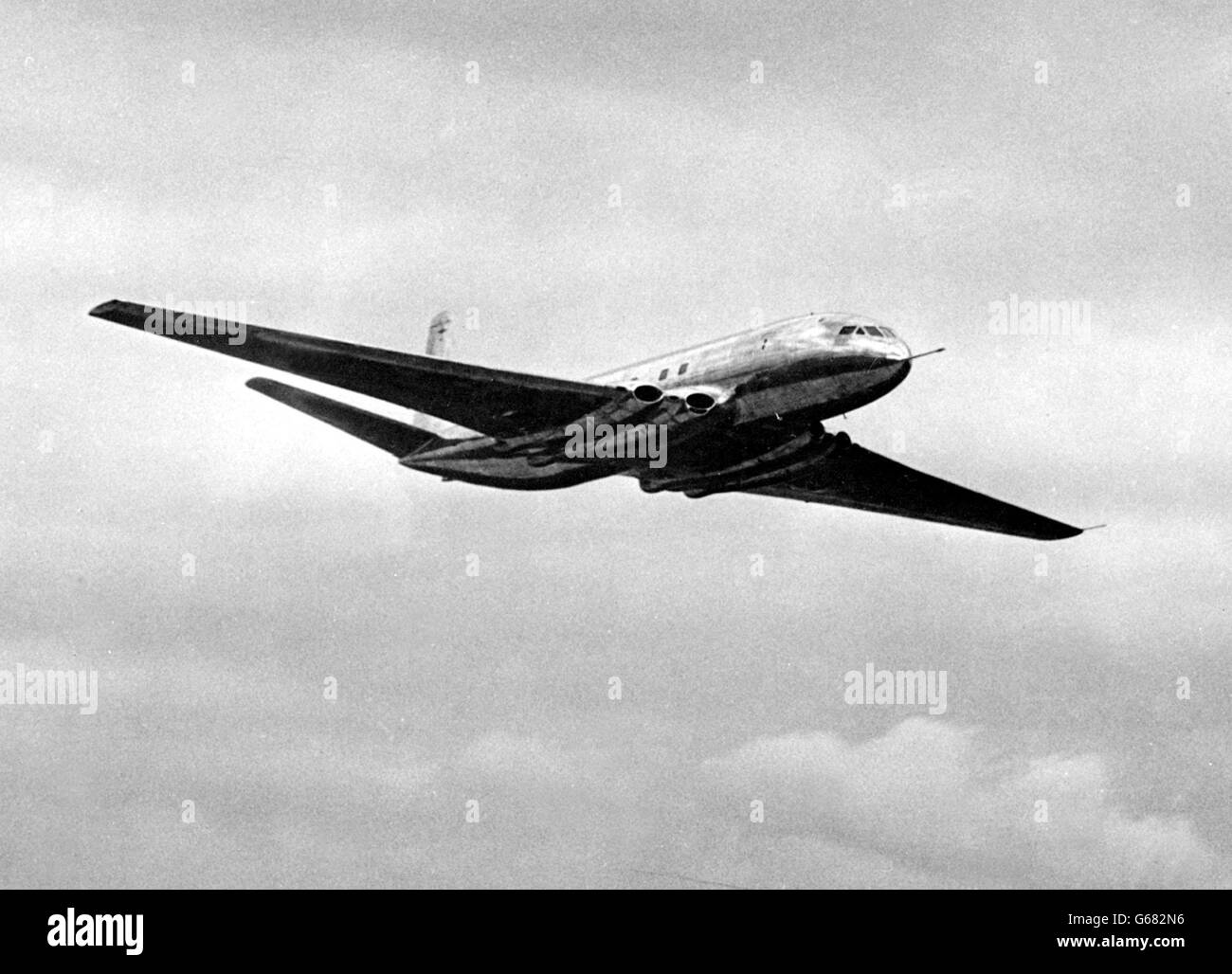 Jet airliner in Black and White Stock Photos & Images - Alamy