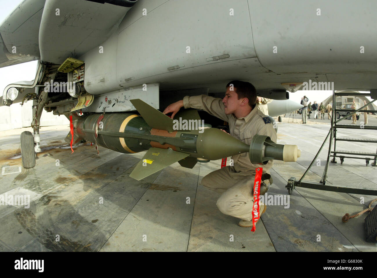 Royal Air Force ground crew Stock Photo - Alamy