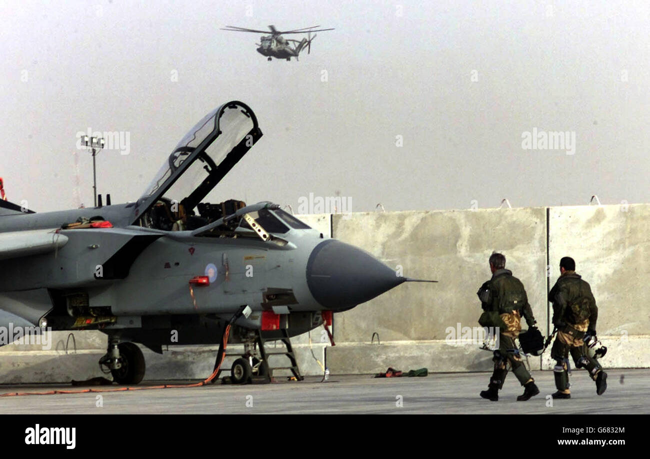 Defence aircraft military war iraq flying pool war iraq hi-res stock ...