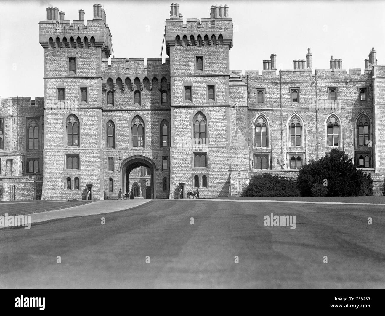 Royalty - Princess Elizabeth - Windsor Castle Stock Photo - Alamy