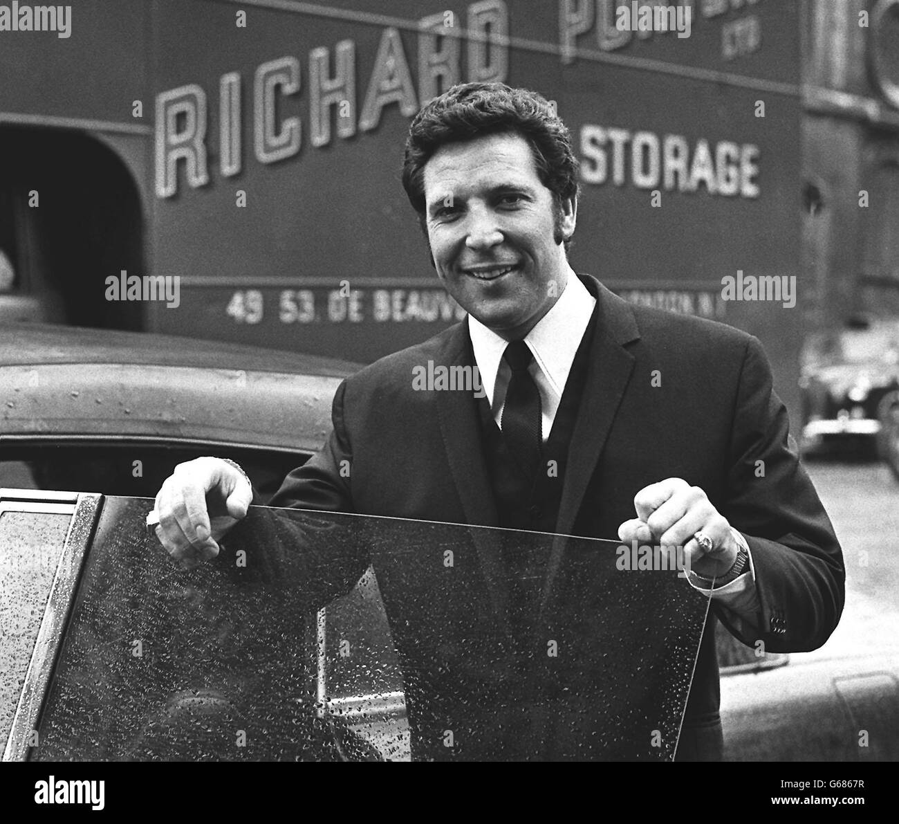 Tom jones singer in Black and White Stock Photos & Images - Alamy
