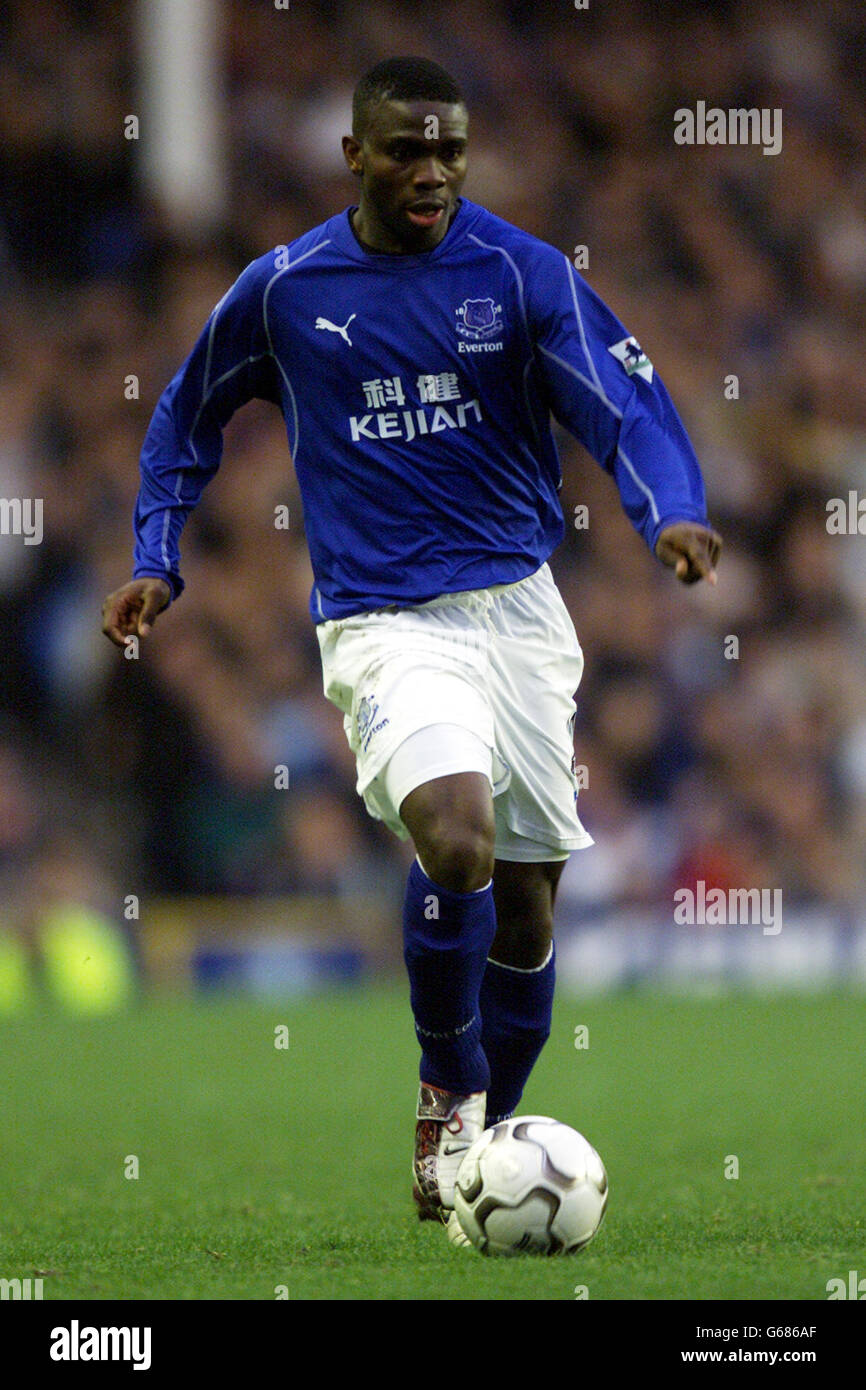 Football action joseph yobo hi-res stock photography and images - Alamy