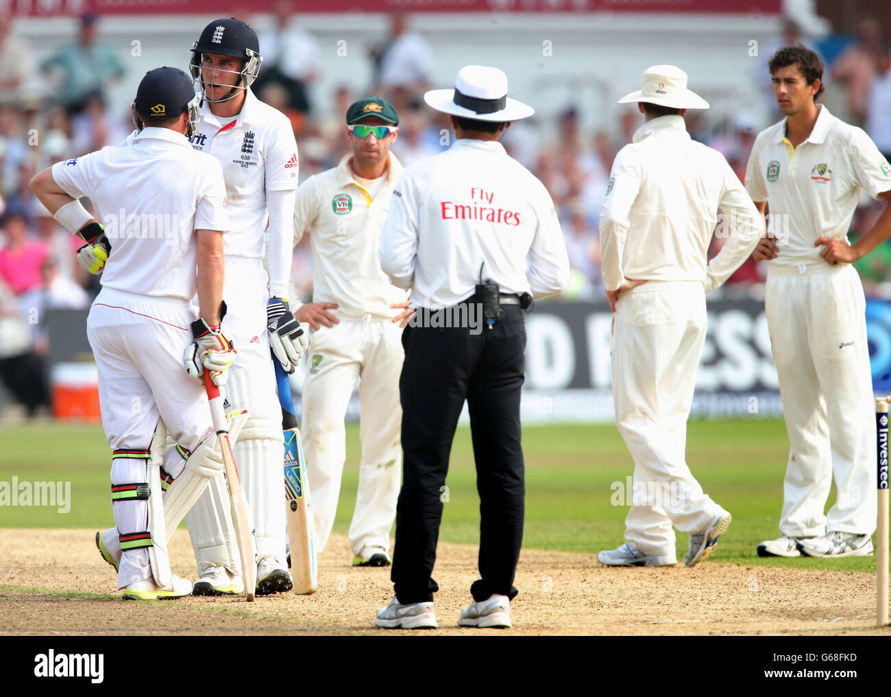 Three broad bridge hi-res stock photography and images - Alamy