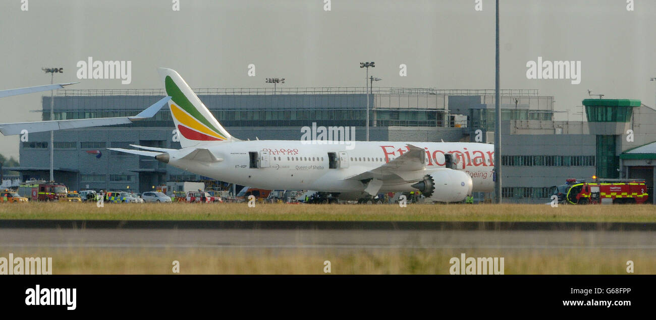 Boeing 787 Fire High Resolution Stock Photography and Images - Alamy