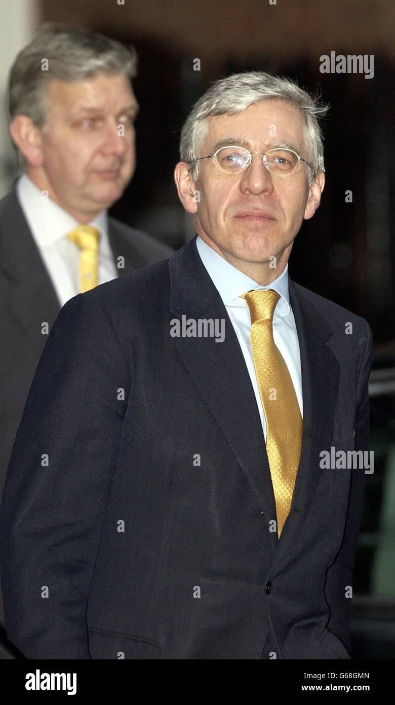 Foreign secretary jack straw arrives for a meeting hi-res stock ...