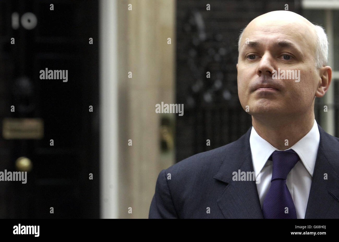 Iain Duncan Smith Outside Downing Street Stock Photo - Alamy