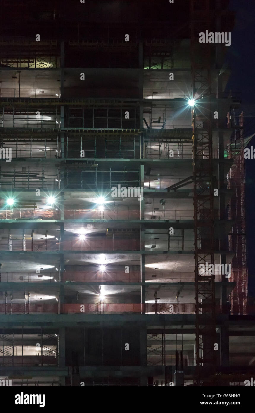 High tall steel construction hi-res stock photography and images - Alamy