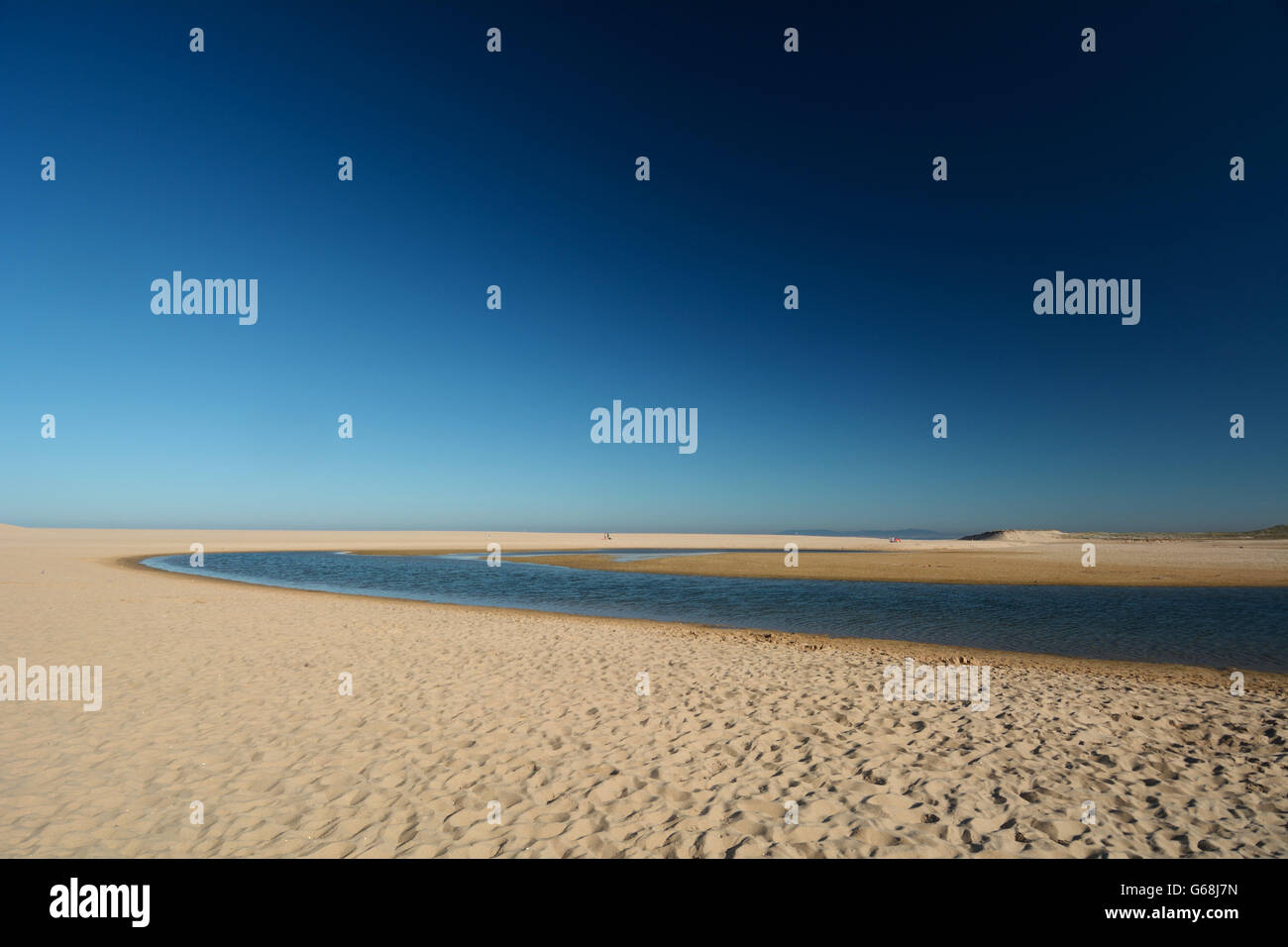 Lagoa de Albufeira beach, Setúbal peninsula, Portugal Stock Photo - Alamy