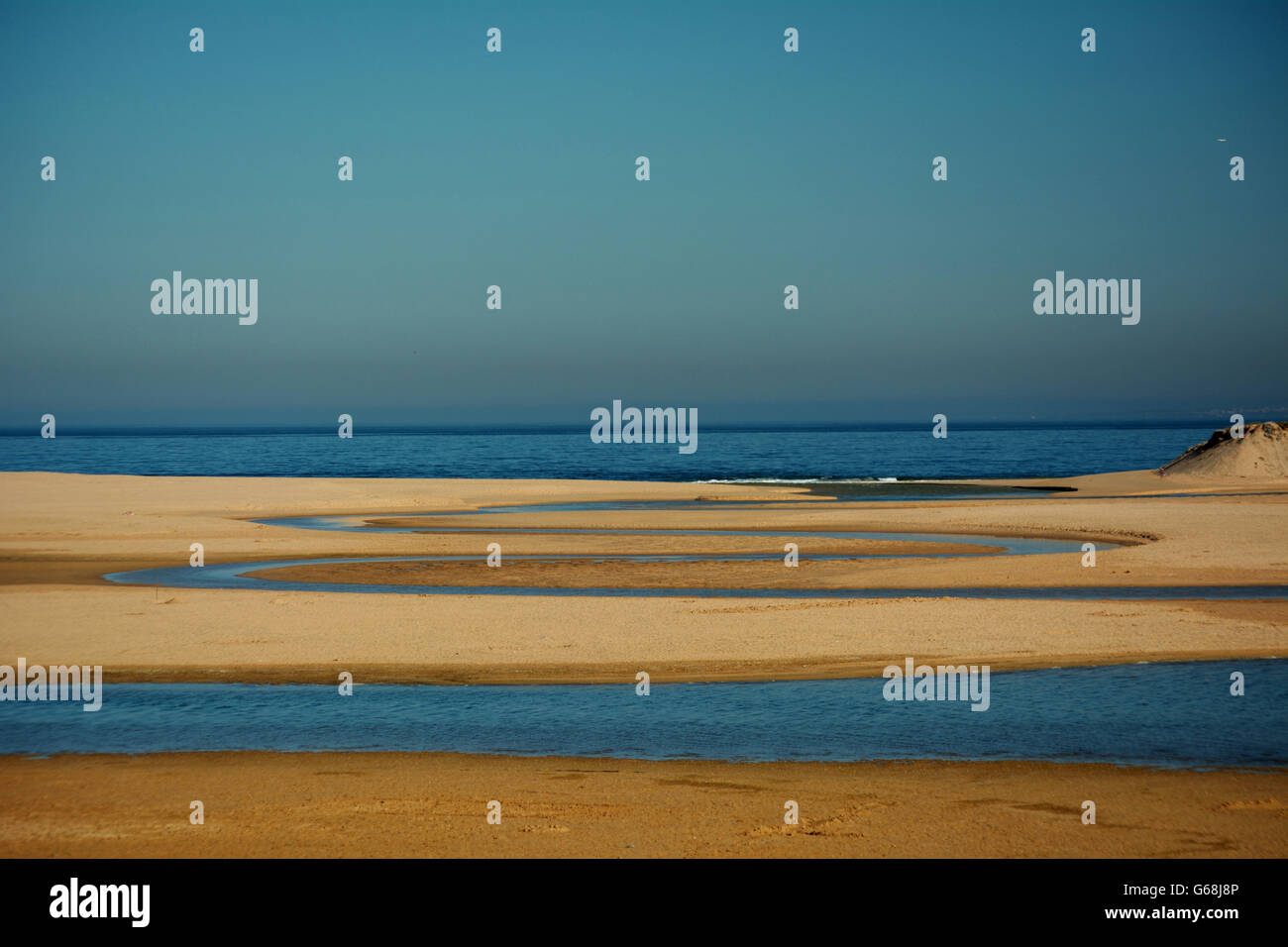 Lagoa de Albufeira beach, Setúbal peninsula, Portugal Stock Photo - Alamy