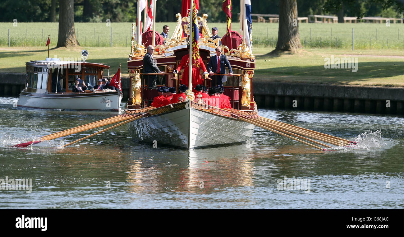 Boat row rowing water duke of york prince andrew hi-res stock ...