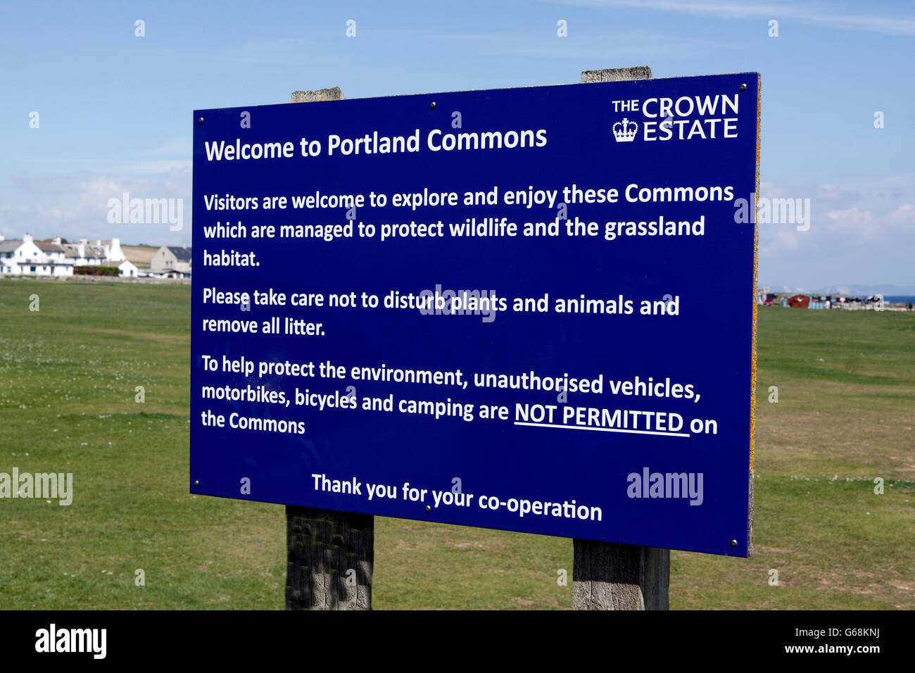 Land notice board hi-res stock photography and images - Alamy