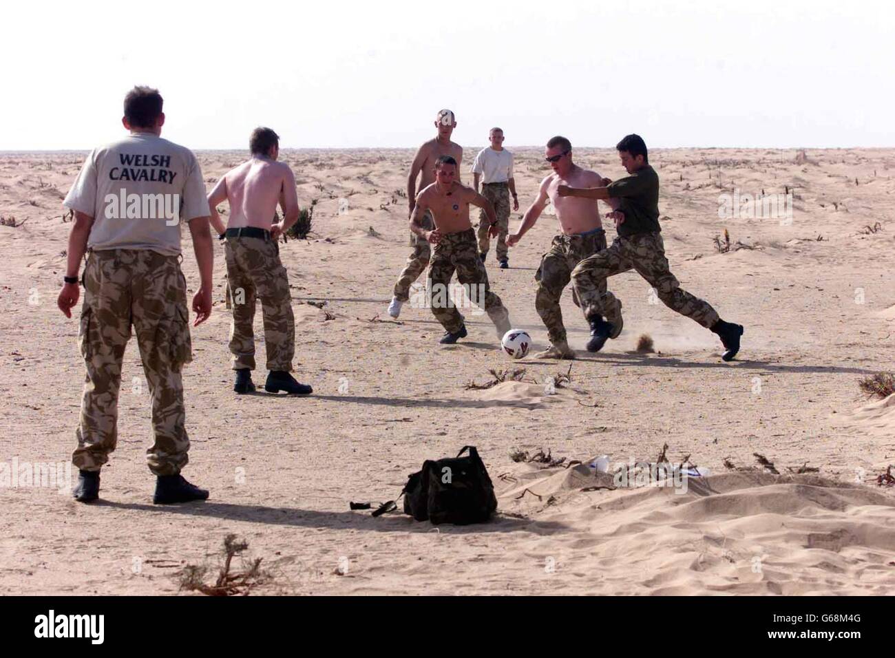 Mod pool action british forces armed forces football war iraq hi-res ...