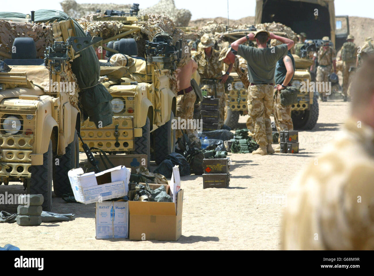 Paras uniform hi-res stock photography and images - Alamy