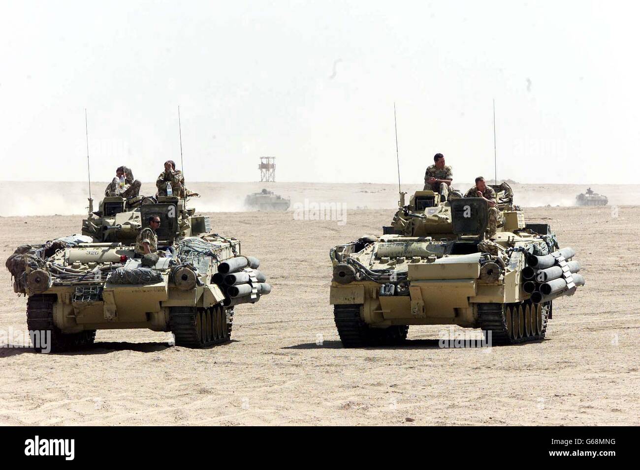Members of the Royal Regiment of Fusiliers, Desert Rats on exercise ...