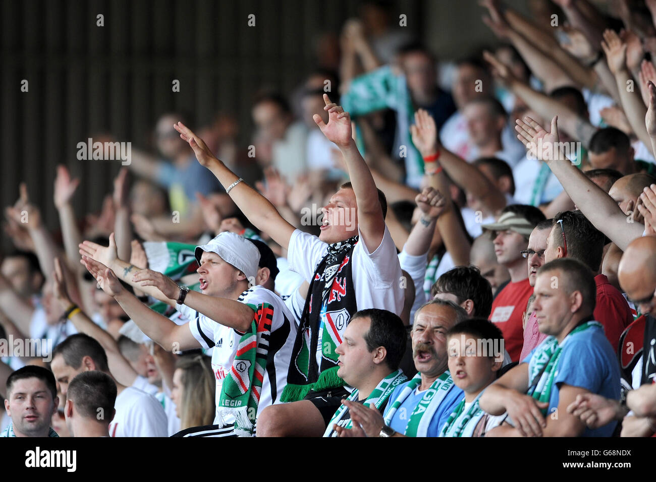 Legia warsaw fans in the stands hi-res stock photography and images - Alamy