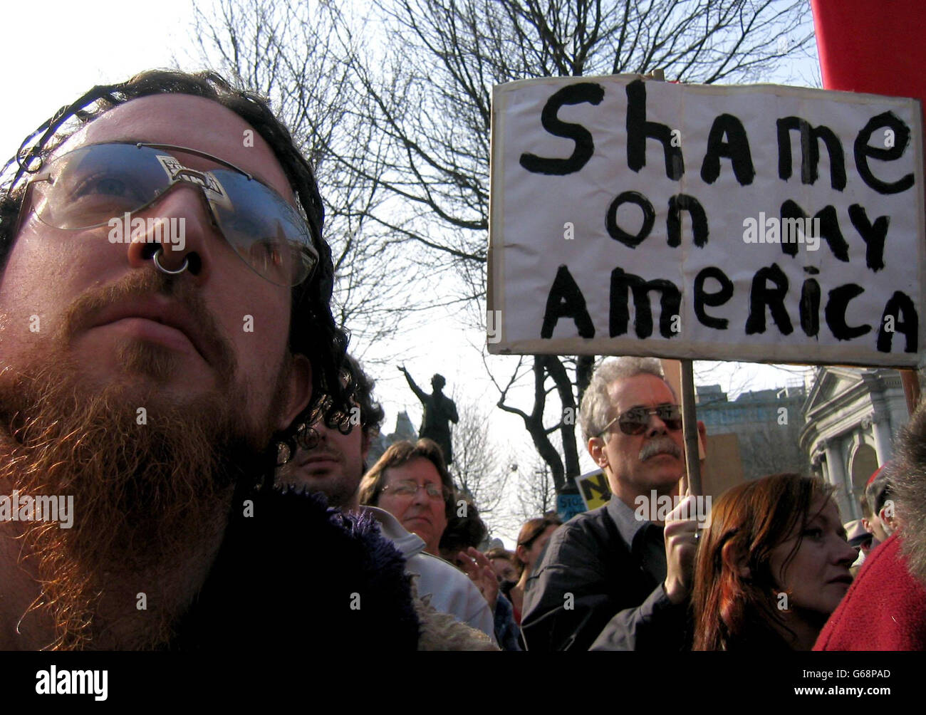 People listen speeches on hi-res stock photography and images - Alamy