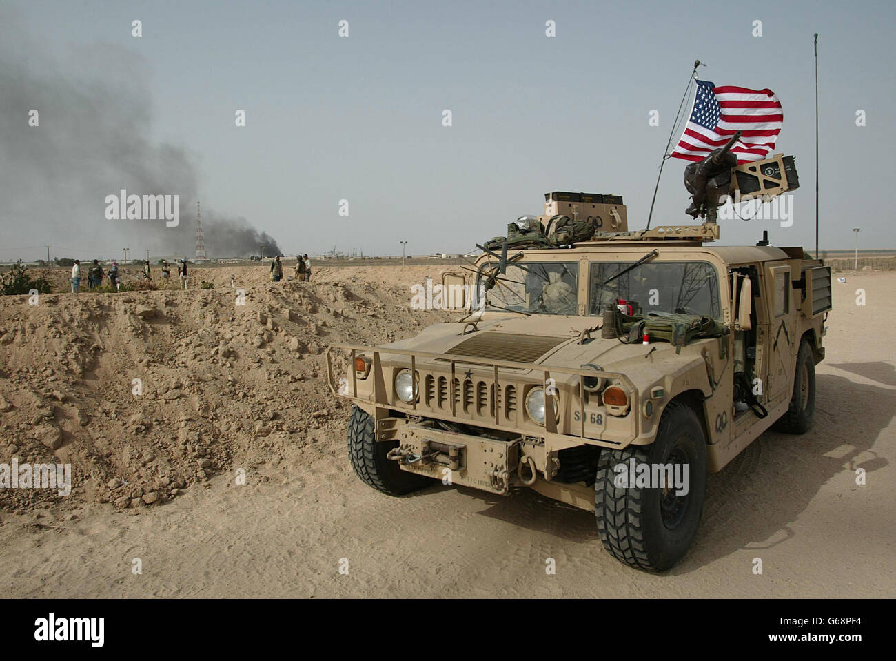 Iraqi soldiers in kuwait hi-res stock photography and images - Alamy