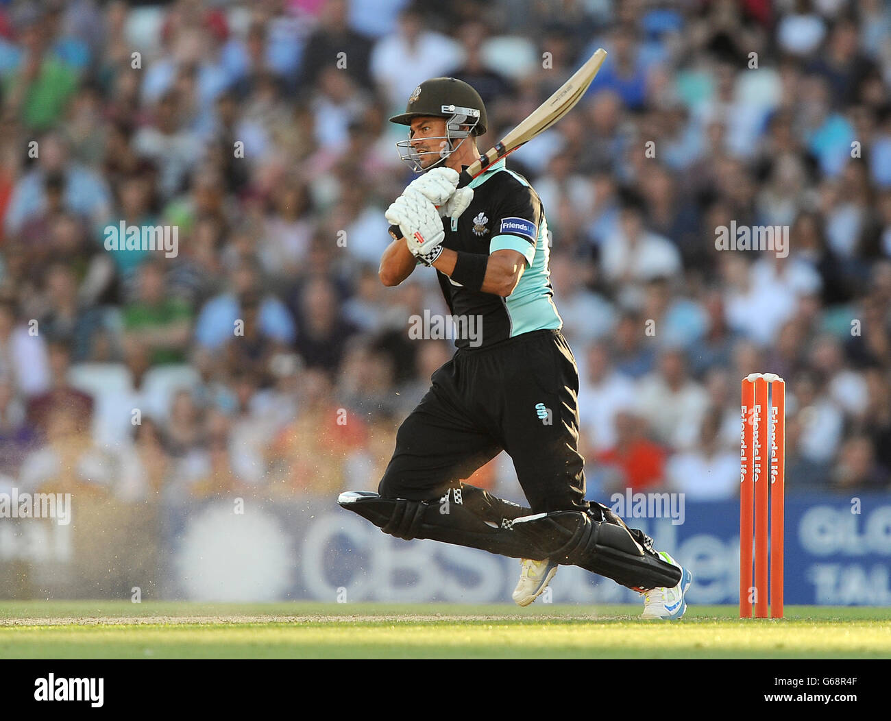 Cricket - Friends Life T20 - Surrey v Hampshire - The Kia Oval Stock ...