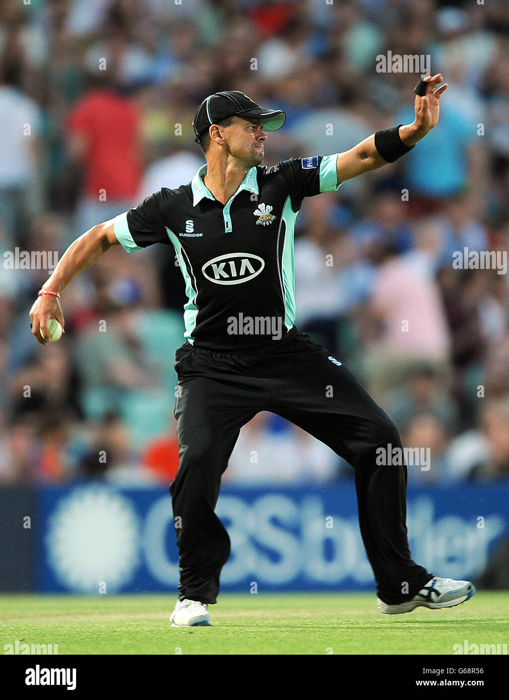 Cricket - Friends Life T20 - Surrey v Hampshire - The Kia Oval Stock ...