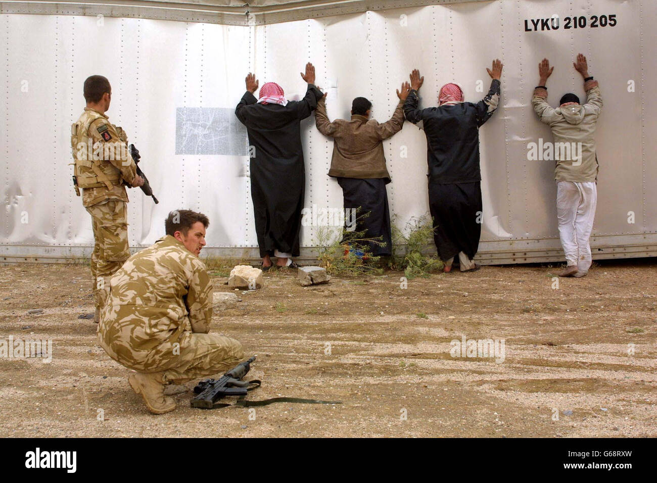 Iraq war desert rats hi-res stock photography and images - Alamy