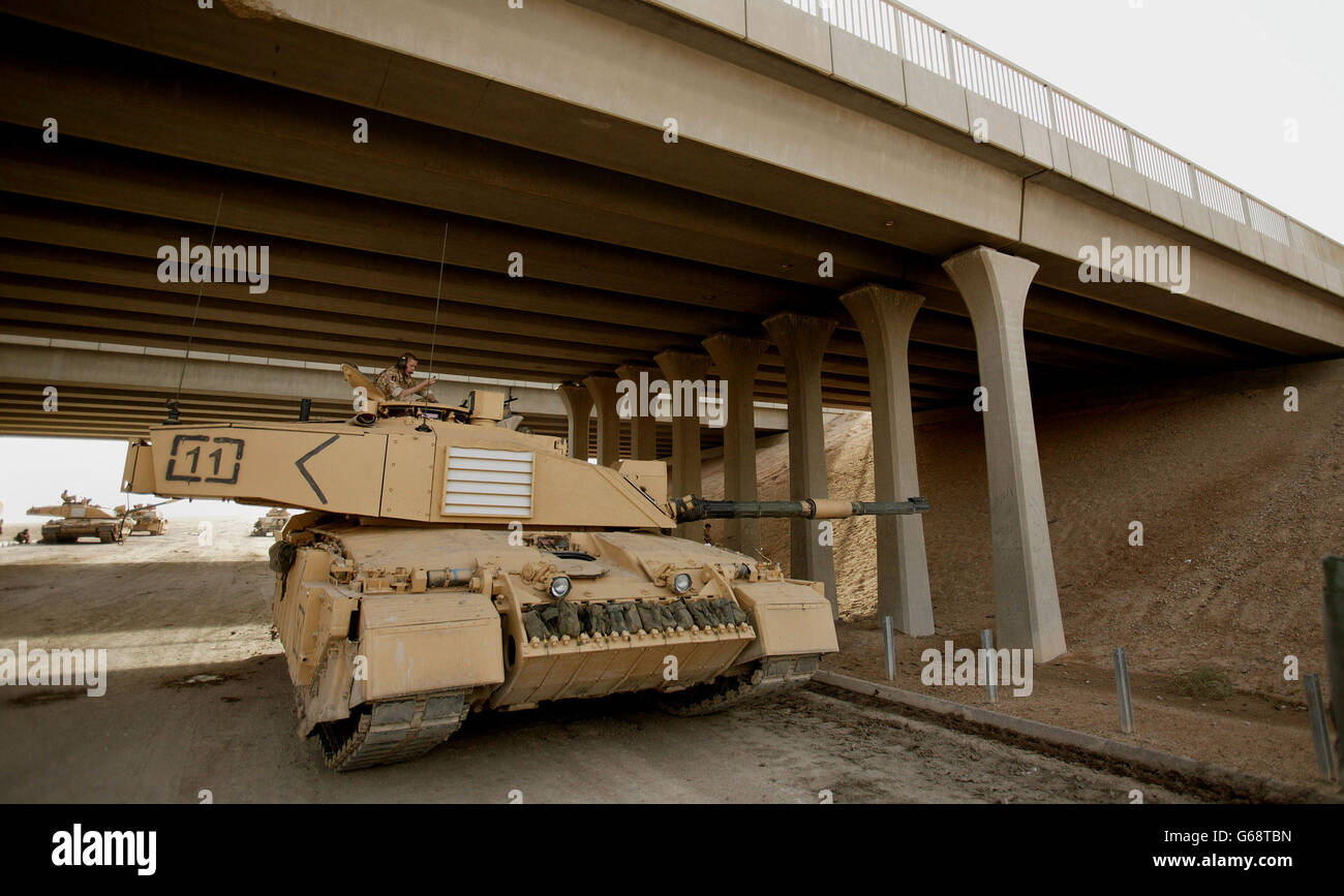 Basra bridge hi-res stock photography and images - Alamy