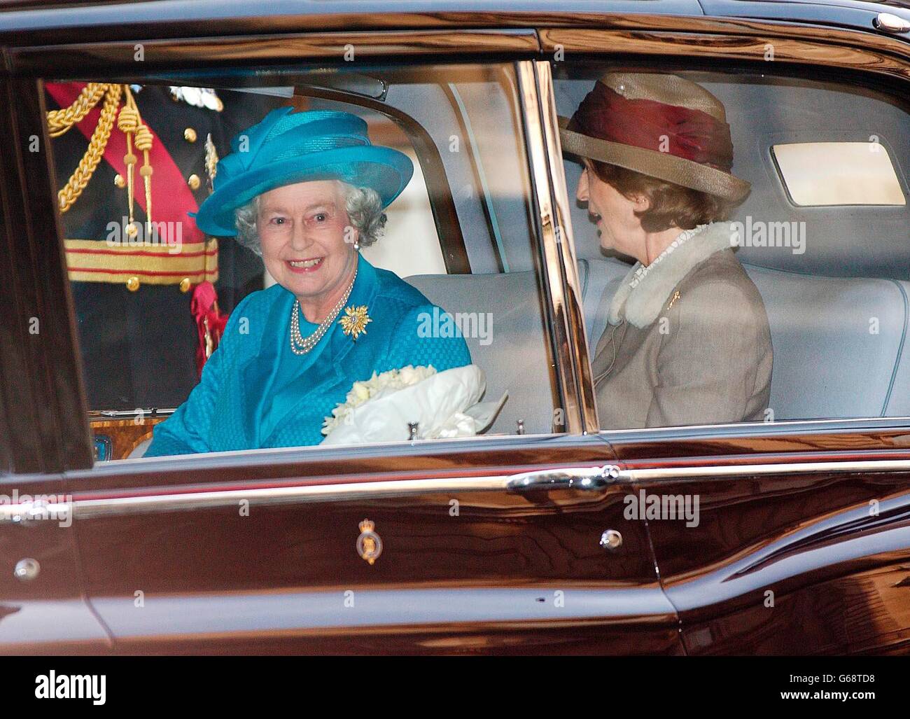 Elizabeth princess margaret royal opera hi-res stock photography and ...
