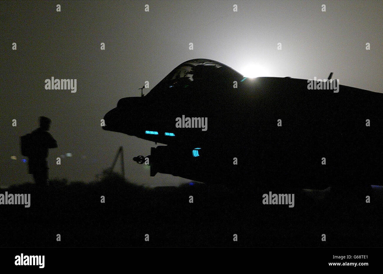 Harrier gr7 iraq war hi-res stock photography and images - Alamy