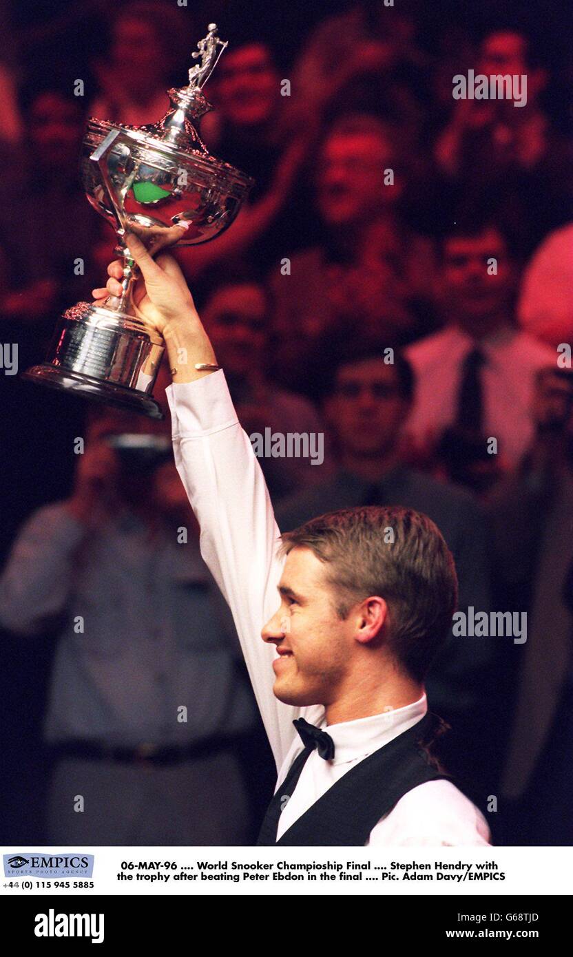 Stephen hendry trophy hi-res stock photography and images - Alamy