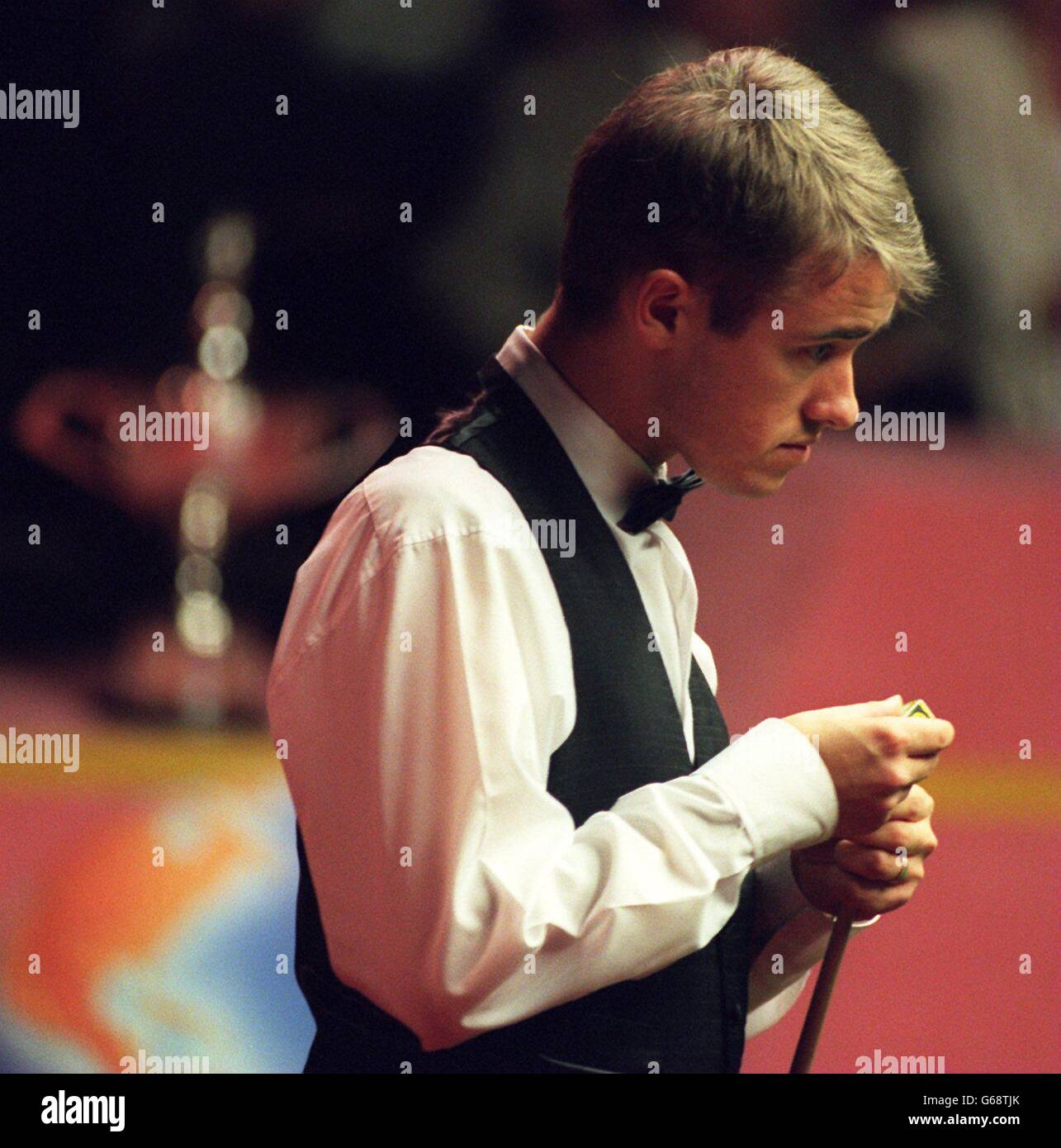 World Championship Snooker Final, Stephen Hendry v Peter Ebdon Stock ...