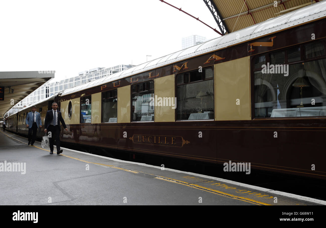 Venice simplon orient express train hi-res stock photography and images - Alamy