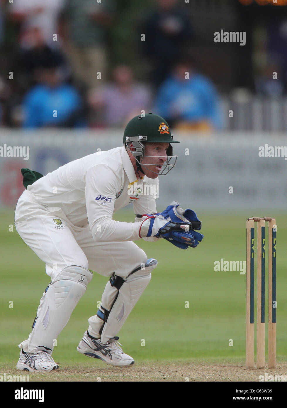Wicketkeeper hi-res stock photography and images - Alamy