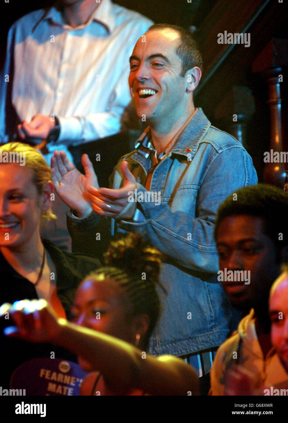 Actor celebrity clapping laughing comic relief red nose day hi-res ...