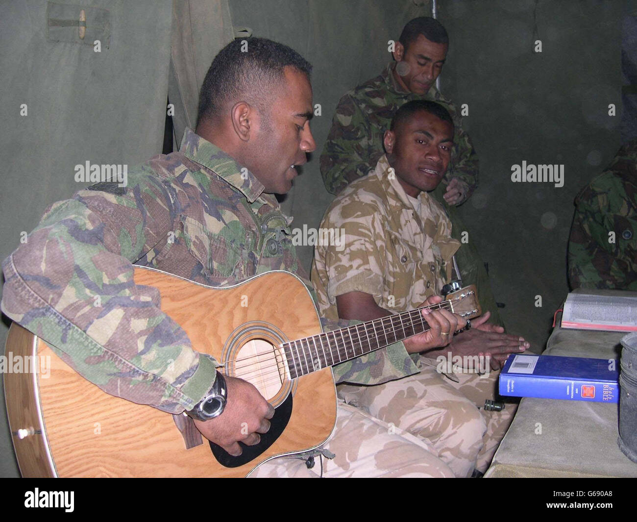 Fijian soldiers hi-res stock photography and images - Alamy