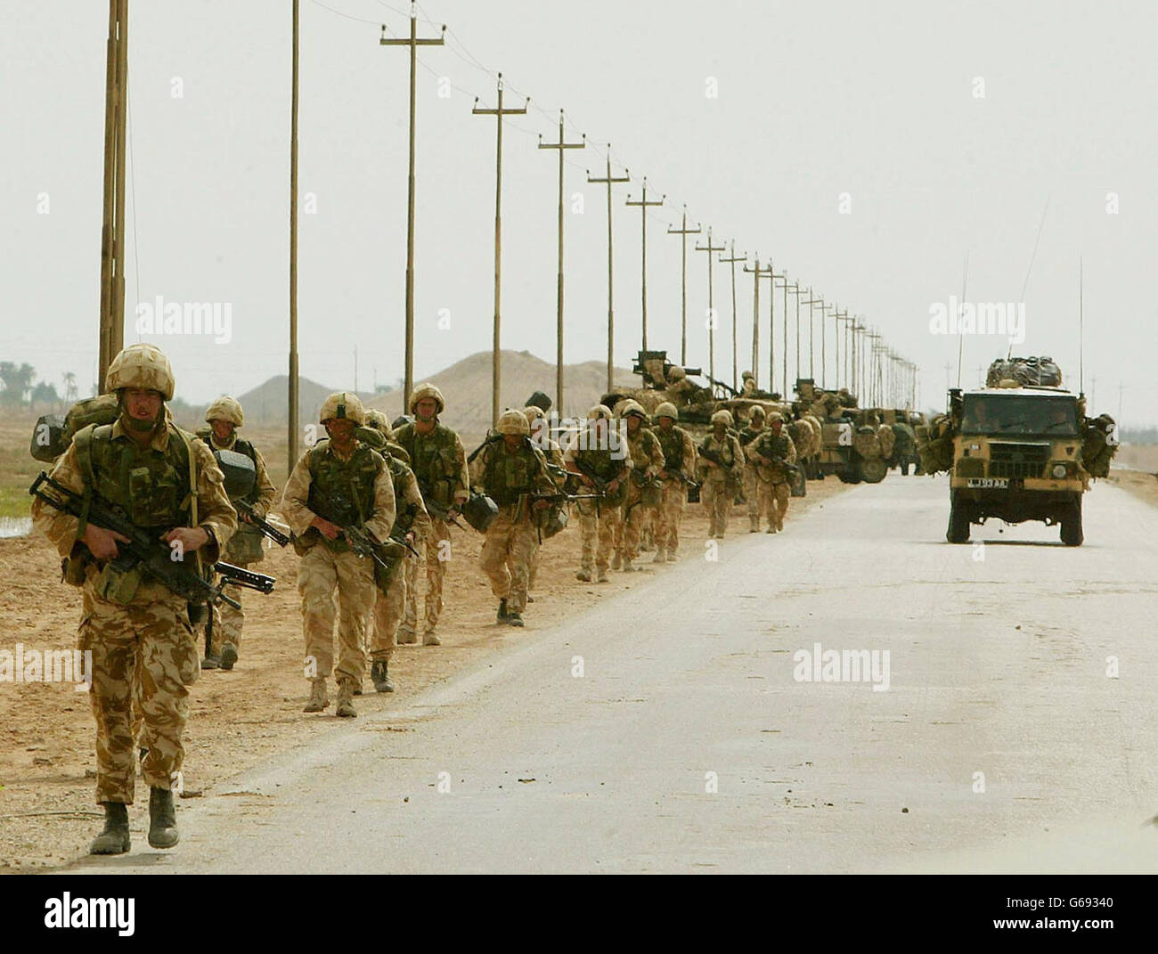 Royal Marines in Southern Iraq Stock Photo - Alamy