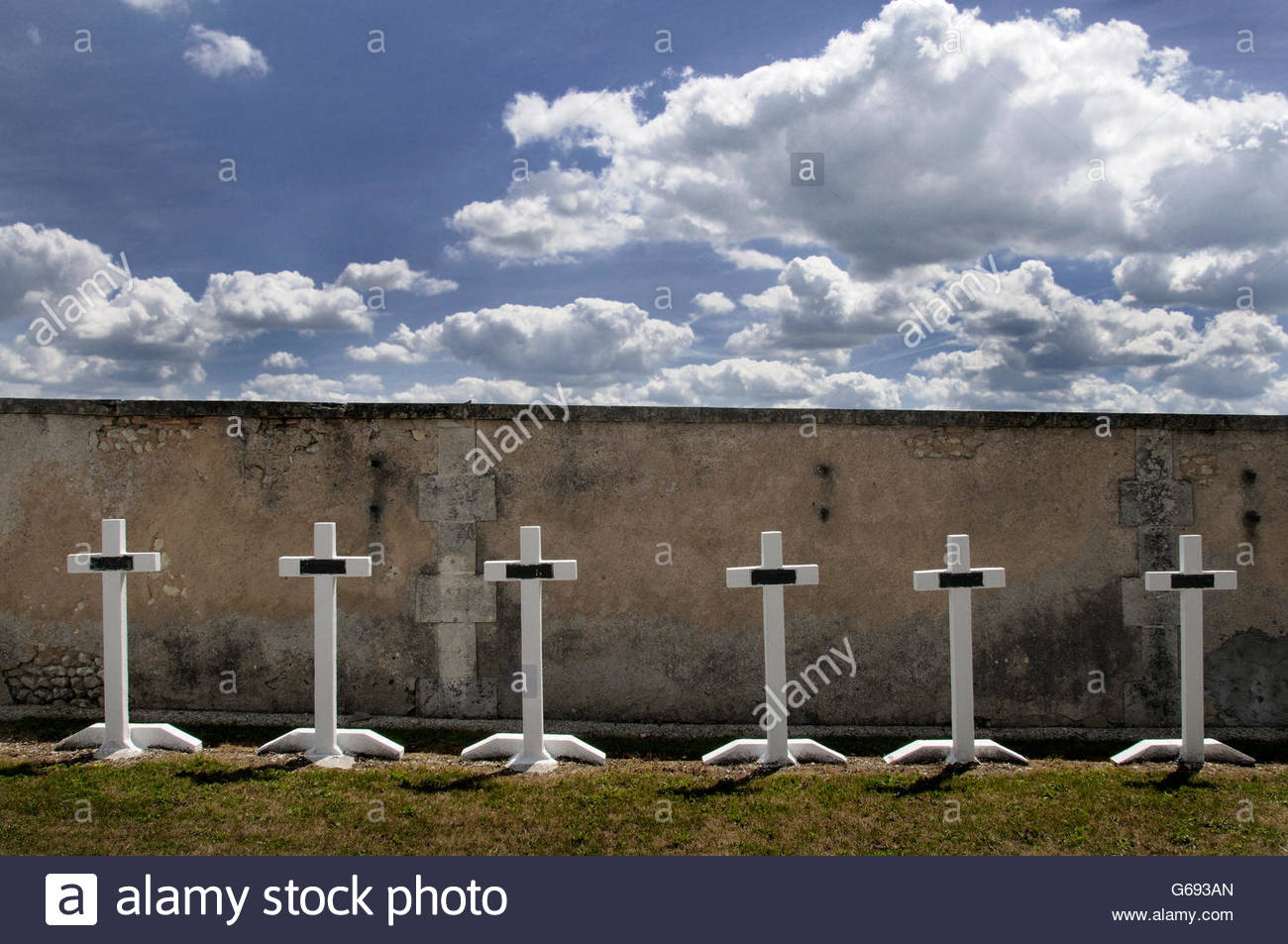 White Crosses Stock Photos & White Crosses Stock Images - Alamy