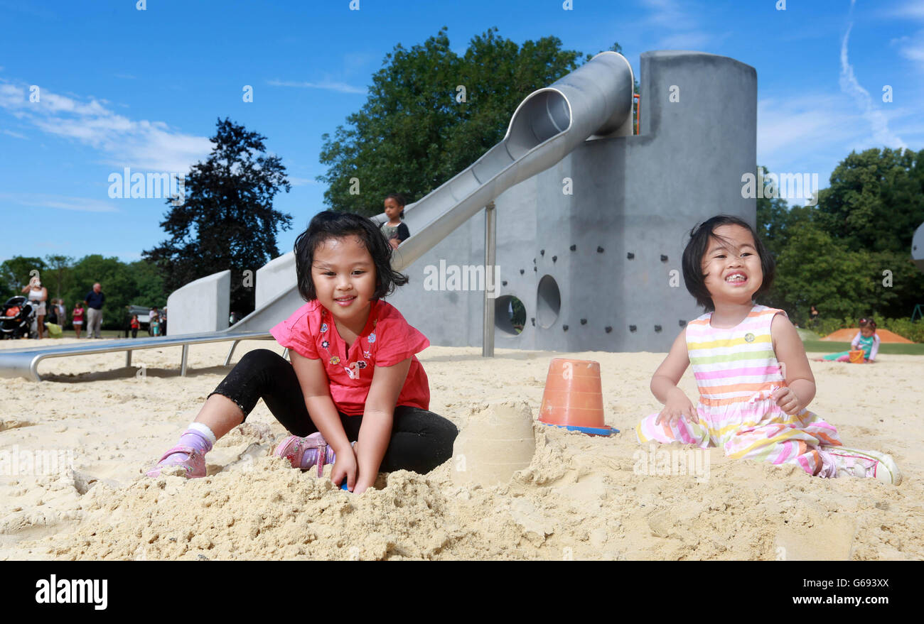 Marylebone green playground hi-res stock photography and images - Alamy