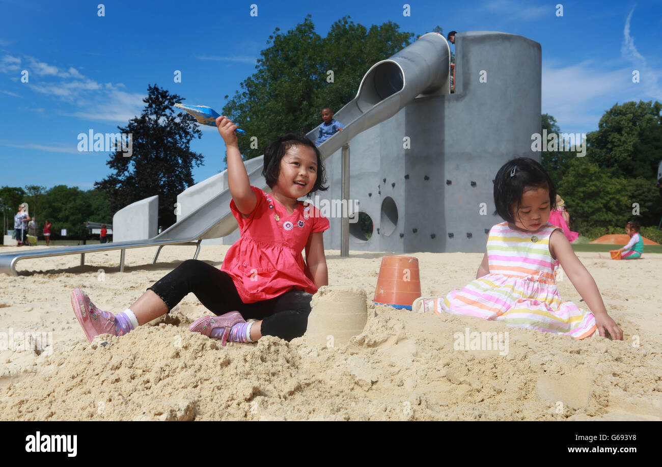 Marylebone Green Playground. s Park, London Stock Photo - Alamy