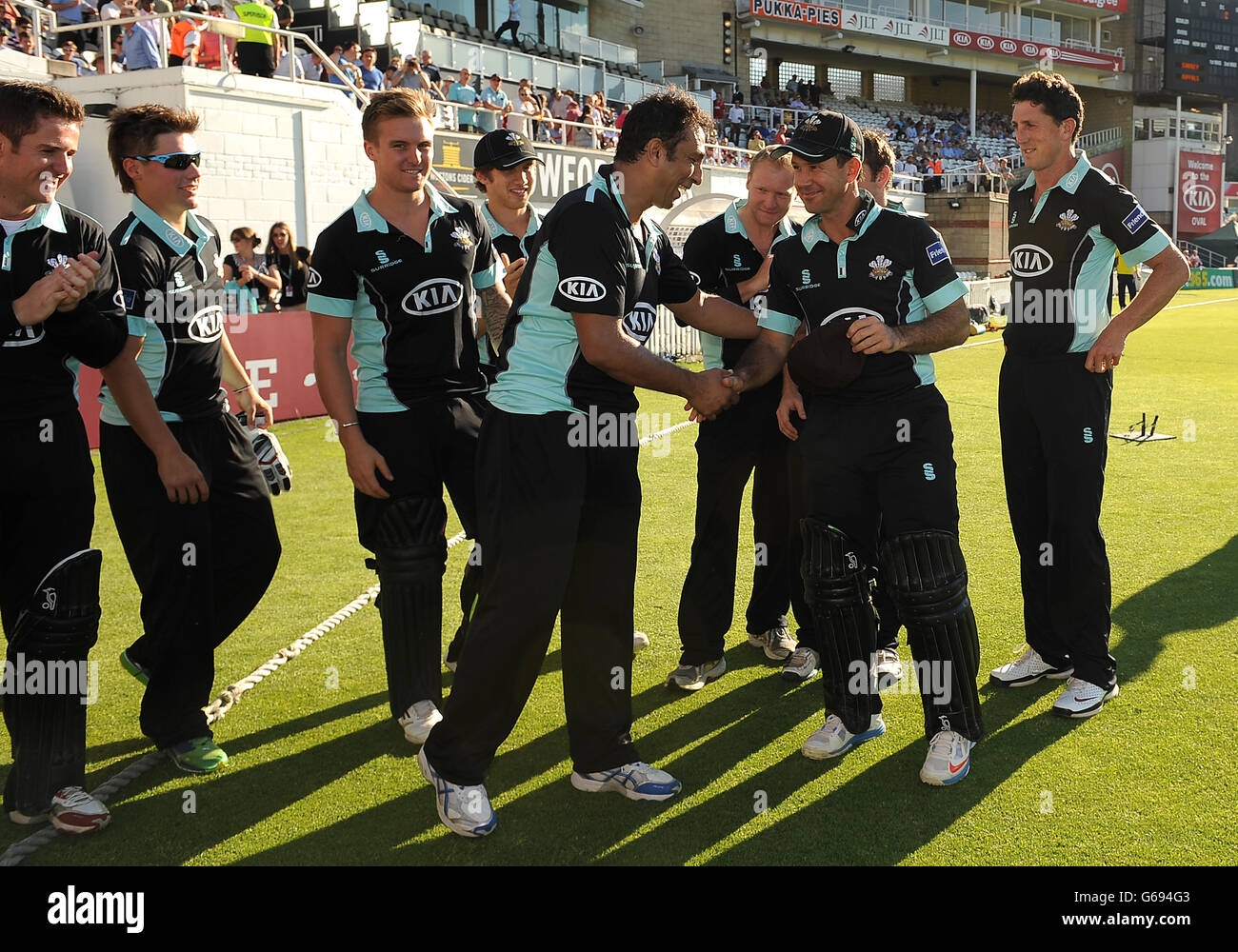 Cricket - Friends Life T20 - Surrey v Hampshire - The Kia Oval Stock ...