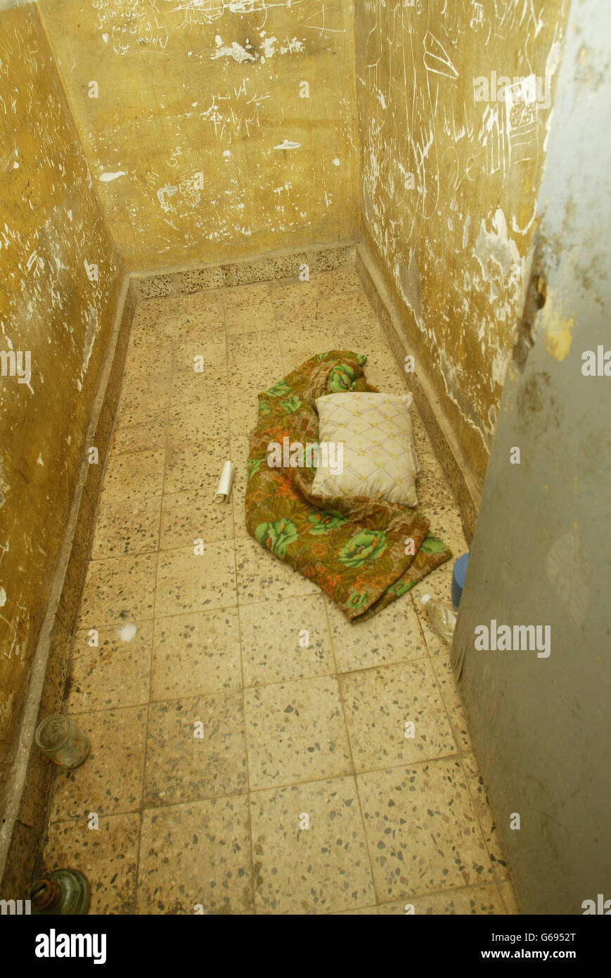 One of the cells in an abandoned Iraqi interrogation centre in Abu Al ...