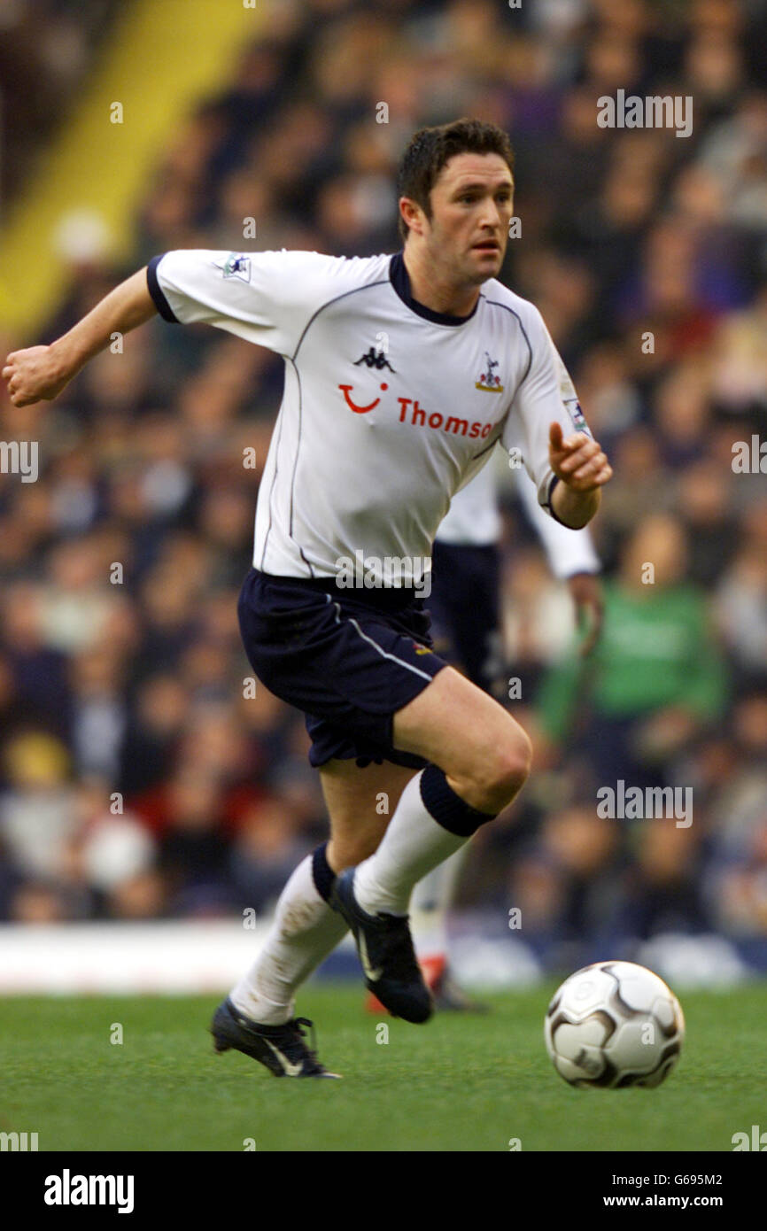 Robbie Keane in action for Tottenham Hotspur against Everton during ...