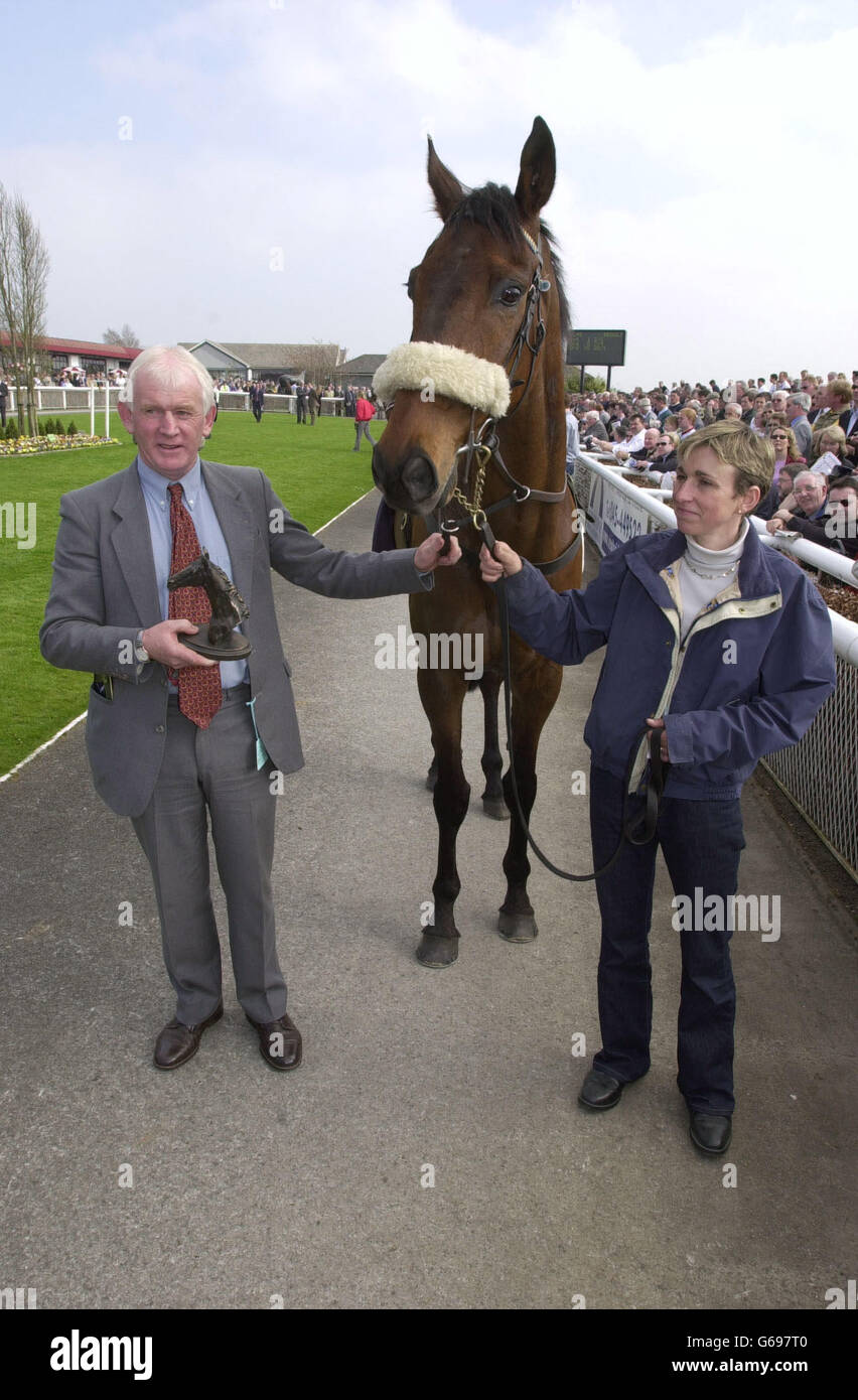 2003 Martell Cognac Grand National winner, Monty's Pass, led by Mary ...