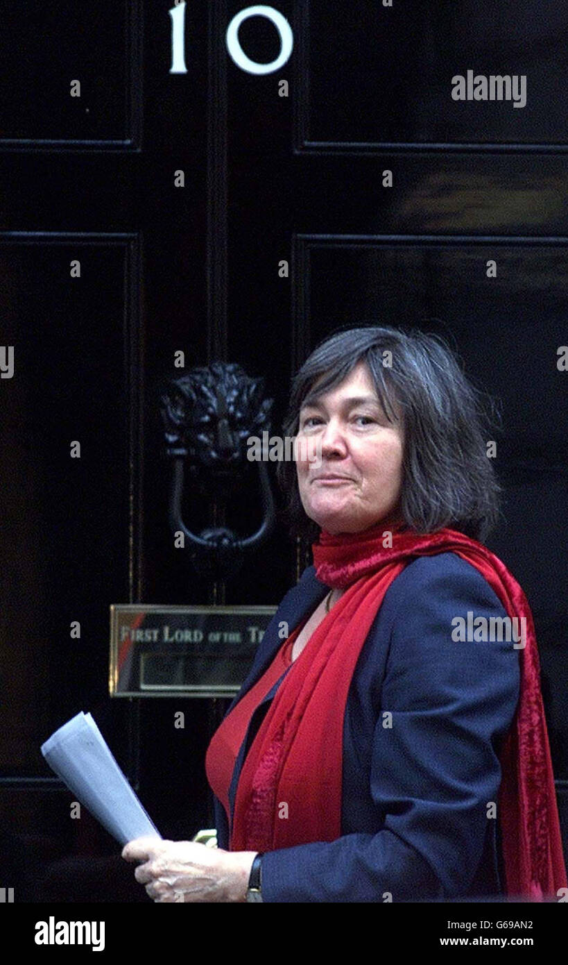 Outside number 10 Downing street Clare Short arrives for a meeting with ...
