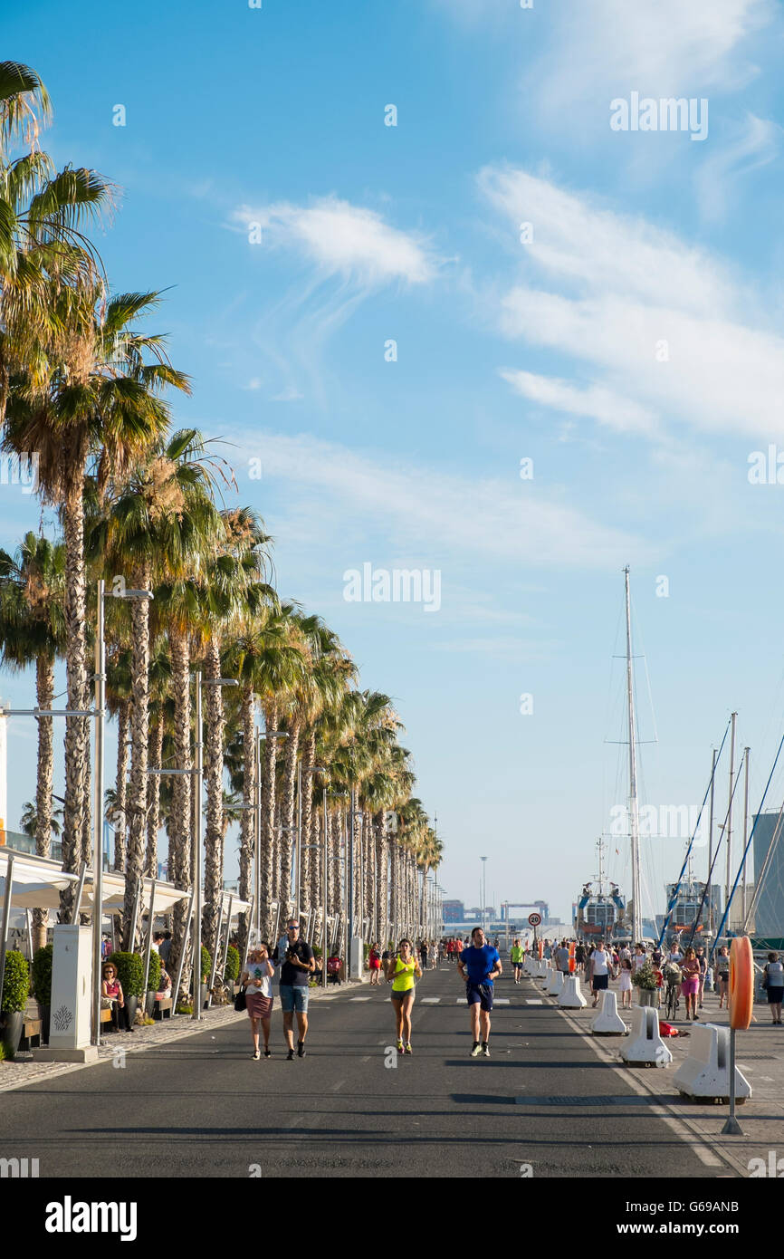 Uno port hi-res stock photography and images - Alamy